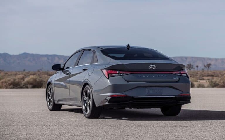 Hyundai Elantra Best & Worst Years? (With Facts & Stats) - Engine Patrol