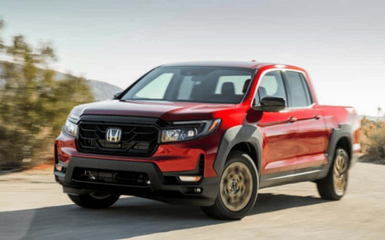 9 Pickup Trucks That Are Easy to Get Into (With Pictures) - Engine Patrol