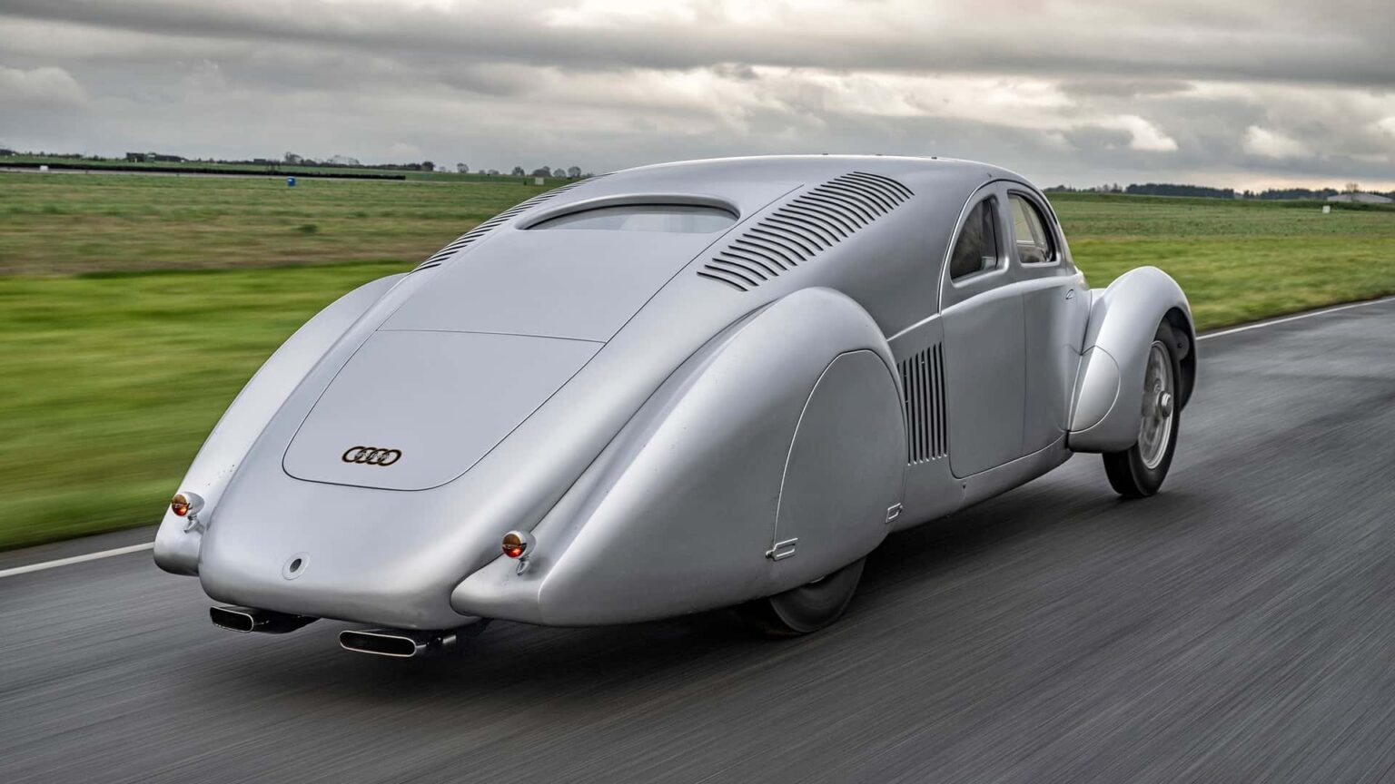 Audi Revives a Forgotten 16-Cylinder Supercar Prototype from the 1930s ...