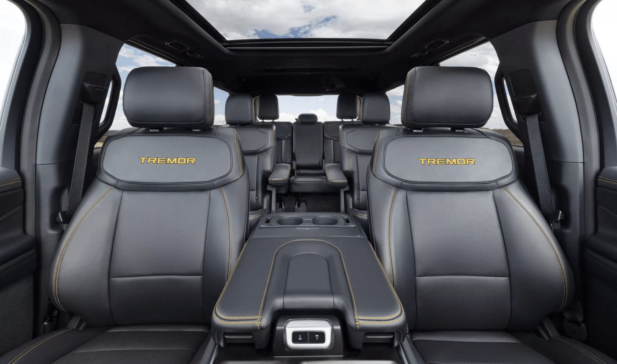 2025 Ford Expedition Introduces Off-Road Tremor Package and Split ...