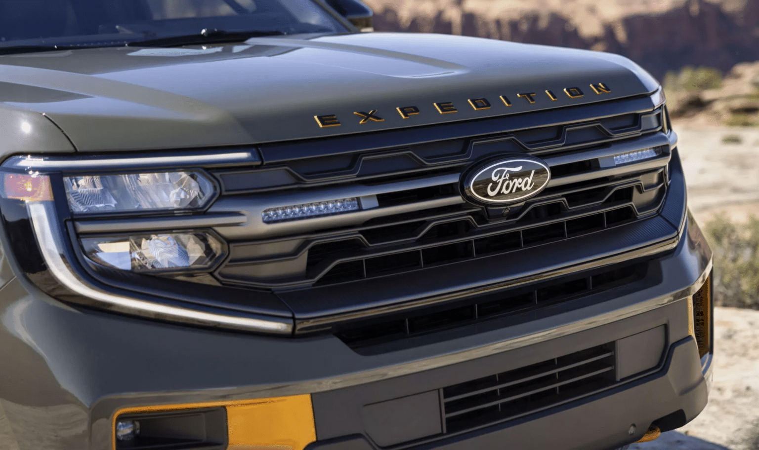 2025 Ford Expedition Introduces Off-Road Tremor Package and Split ...